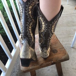 Dan Post | Shoes | Rare Dan Post Brown Snakeskin Western Boots Size 65 ...